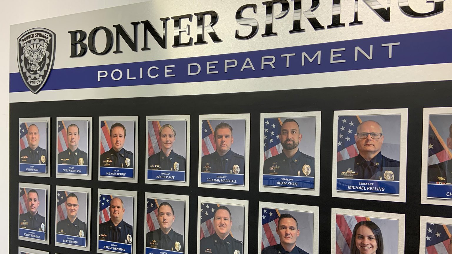 How to Design An Employee Recognition Display | signgeek blog